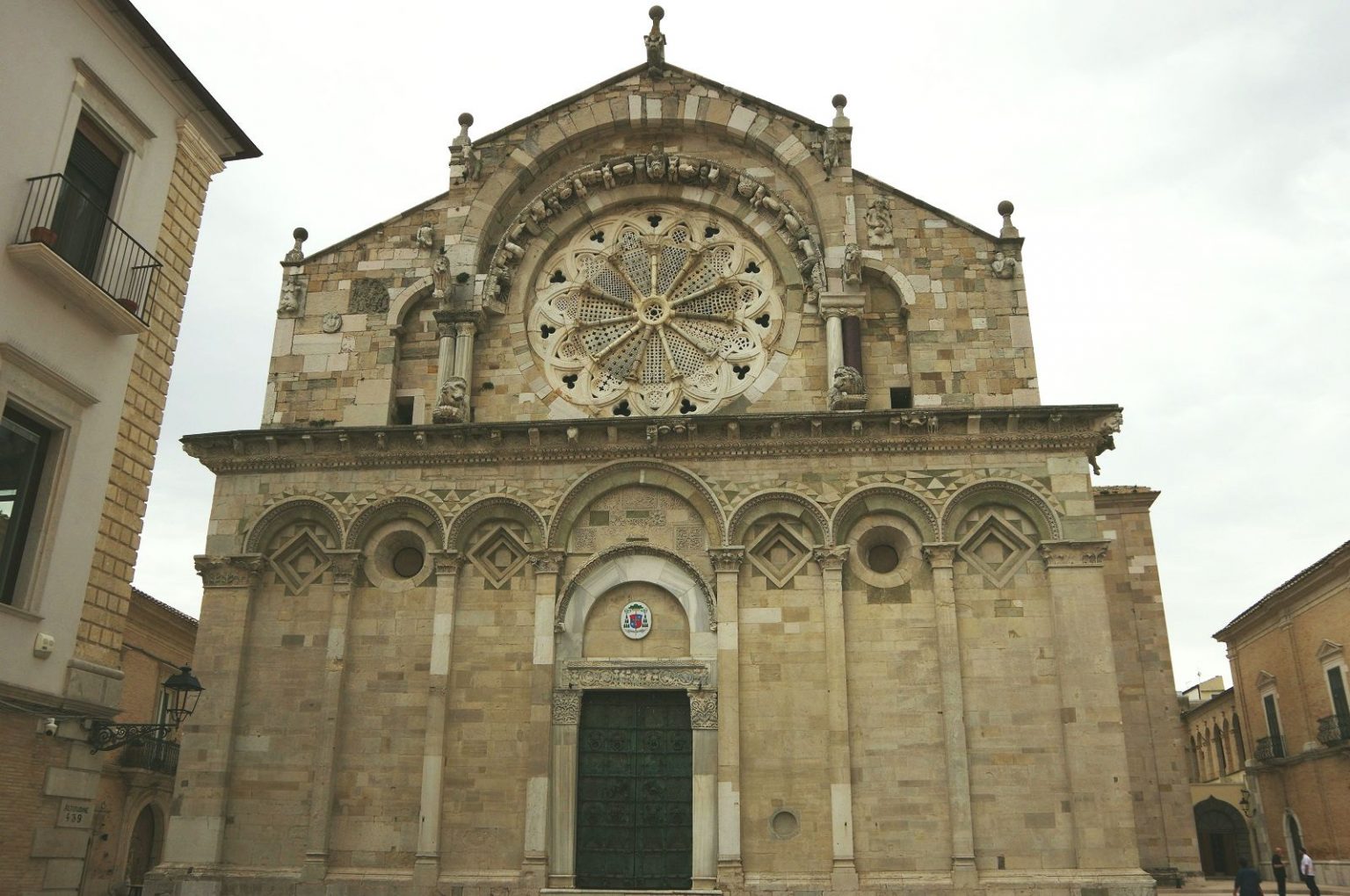 Perle der Daunia: die Kathedrale von Troia - Sonoitalia